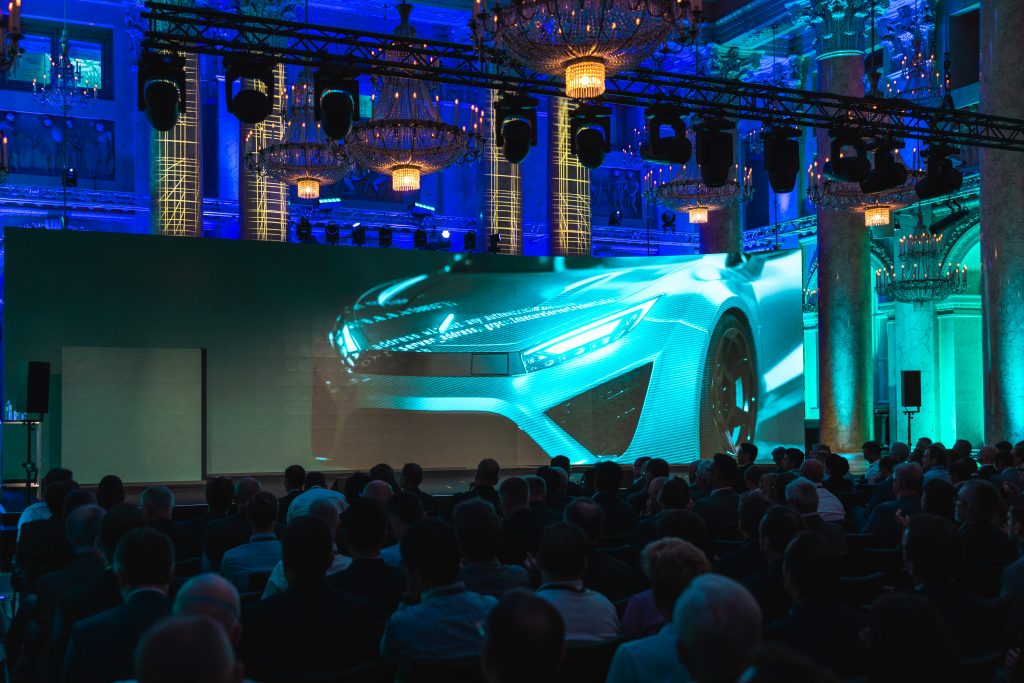 The Autonomous Spotlight Session: The Rise of Software-Defined Vehicles ...